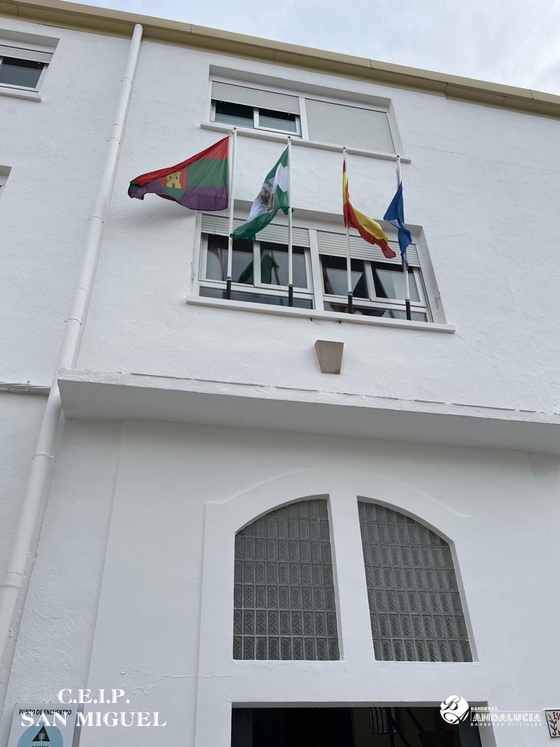 CEIP SAN MIGUEL - Banderas Andalucia